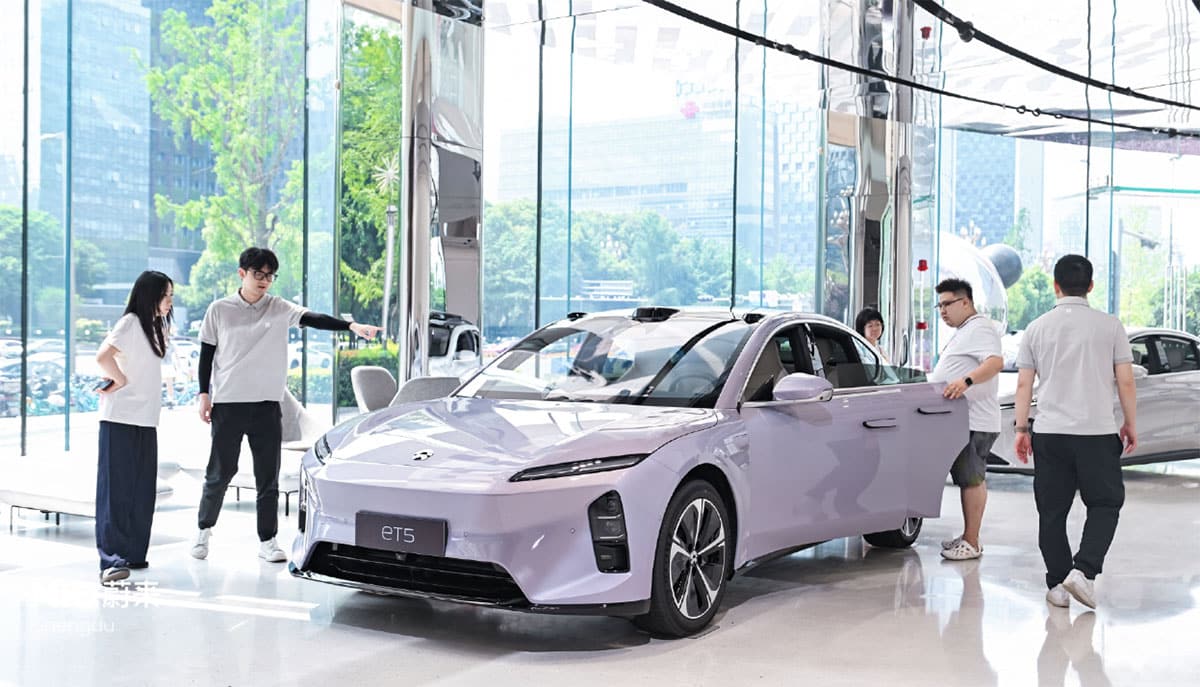 Nio's updated ET5, ET5 Touring reach showrooms, launch to be on May 25 - CnEVPost